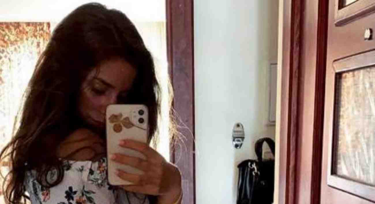 Ilaria De Rosa, arrivata in Arabia Saudita è stata prelevata da tre ...