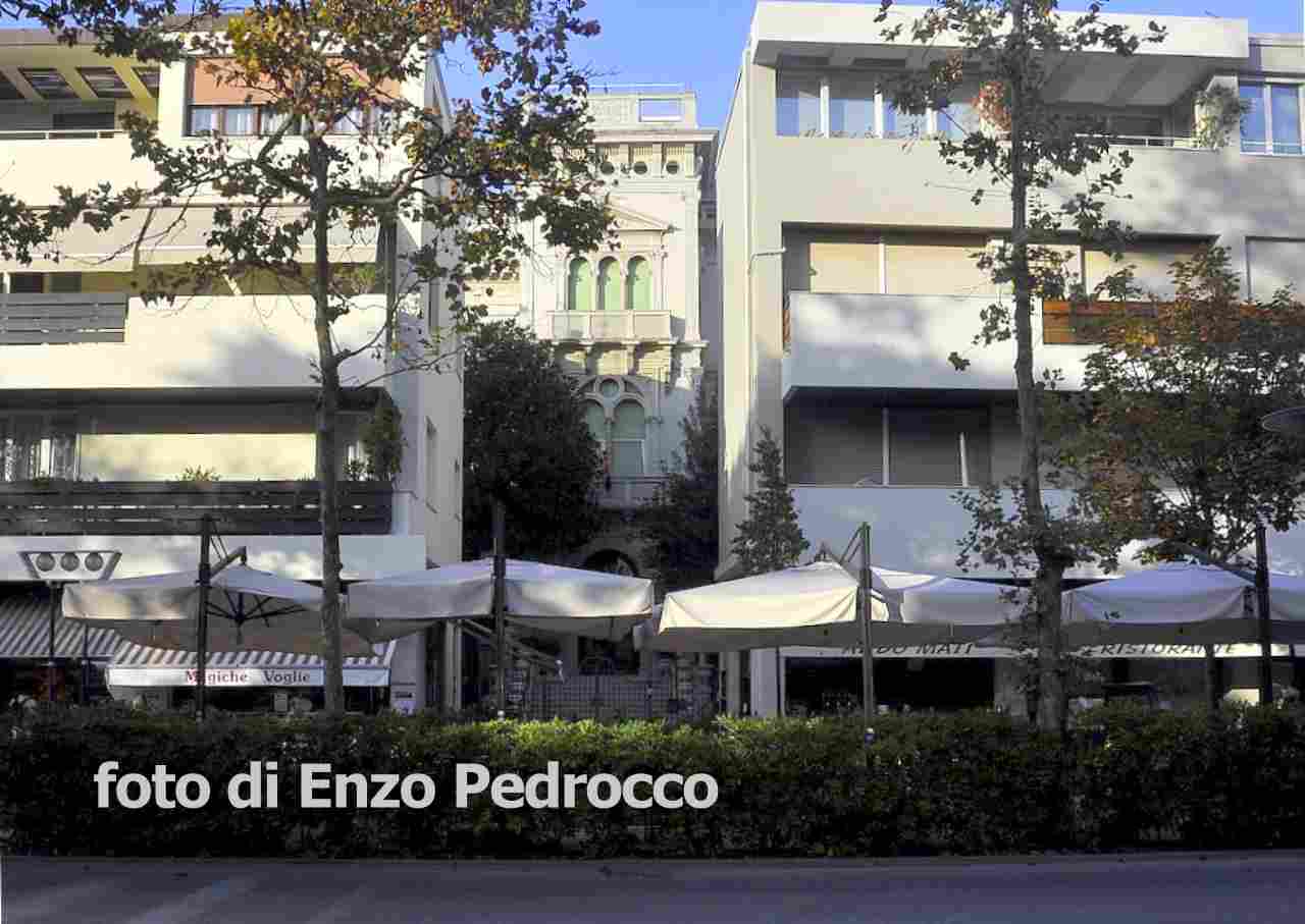 Lido di Venezia, "La bellezza spesso soffocata e occultata in ossequio ...