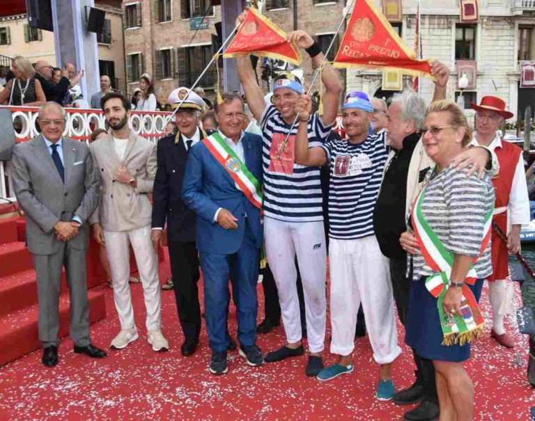 Regata Storica di Venezia 2025: ordine di arrivo regata dei Gondolini a ...
