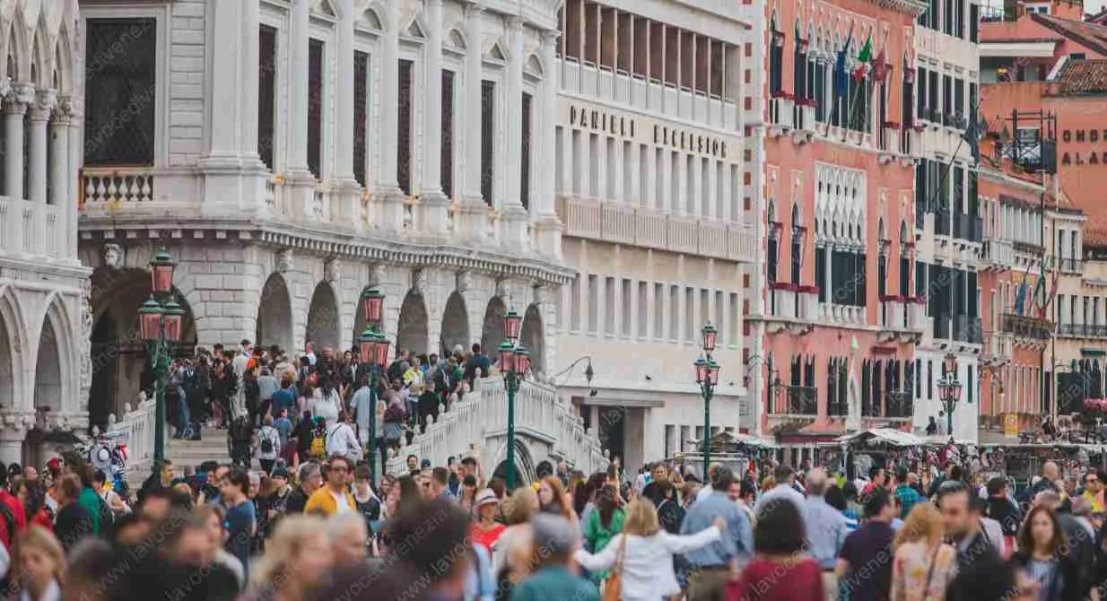 Venezia record, è la seconda città per numero di arrivi turistici stranieri