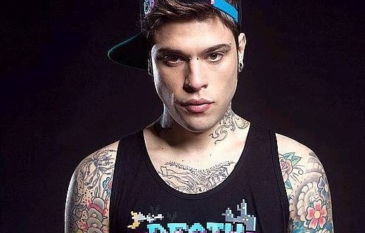 Chiara Ferragni e Fedez, primo bacio social Chiara Ferragni e Fedez, primo bacio social