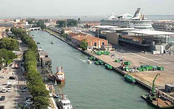 Venezia caso studio al Summit Internazionale delle Città Portuali