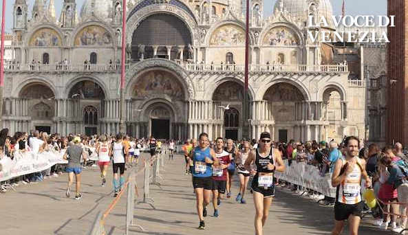 34^ Huawei Venicemarathon,13 mila runners da Stra a Venezia